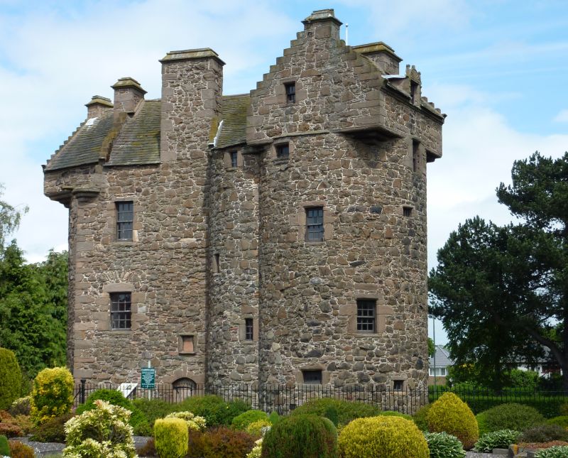 Graham Castles – Clan Graham Society